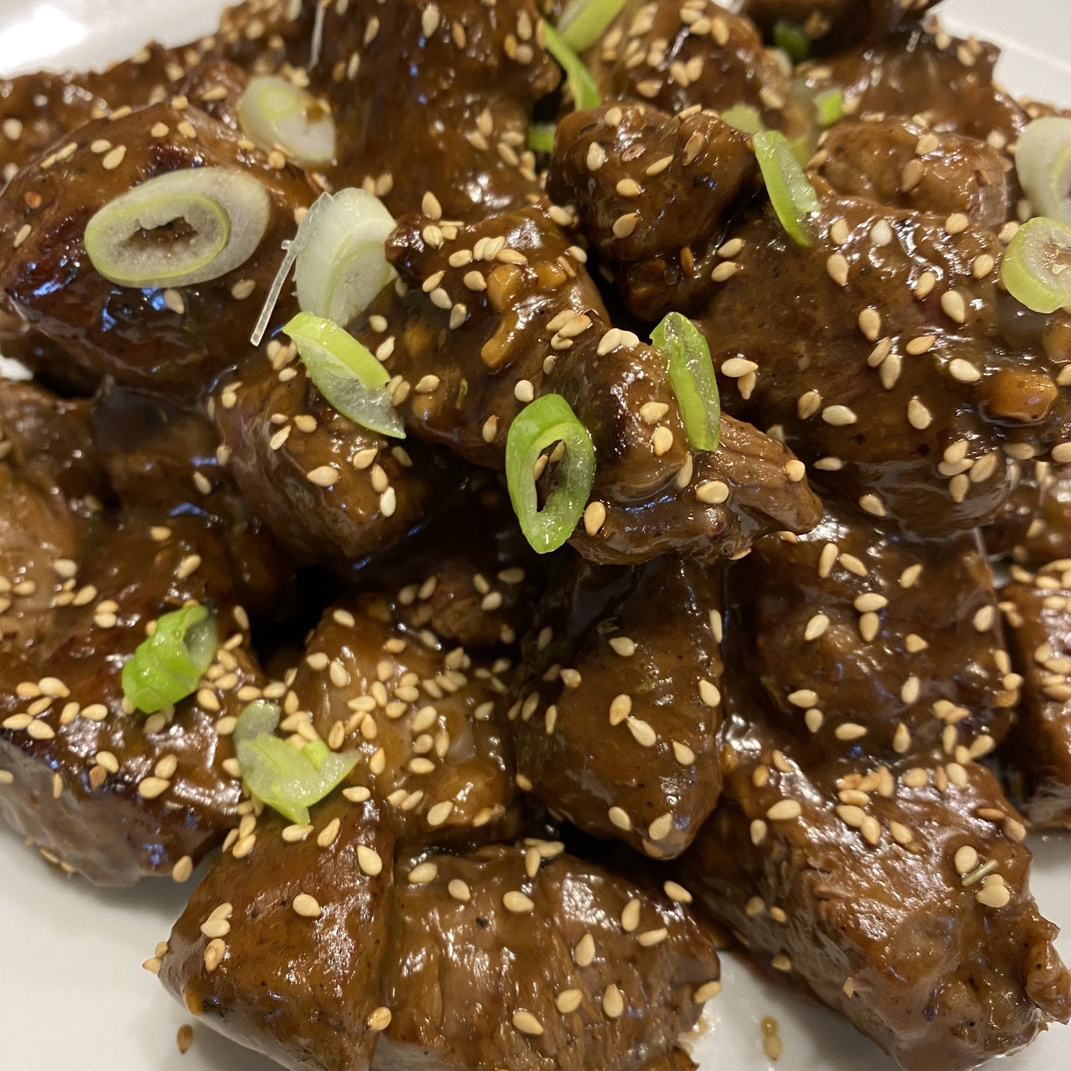HONEY SESAME STEAK BITES – Dads That Cook